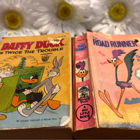 Other | Vintage 198 Daffy Duck And The Road Runner Books | Poshmark